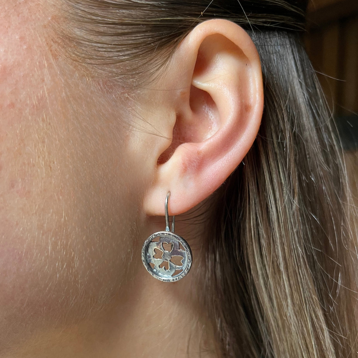 Shakespeare Motifs Rose Drop Earrings – Shakespeare Shop